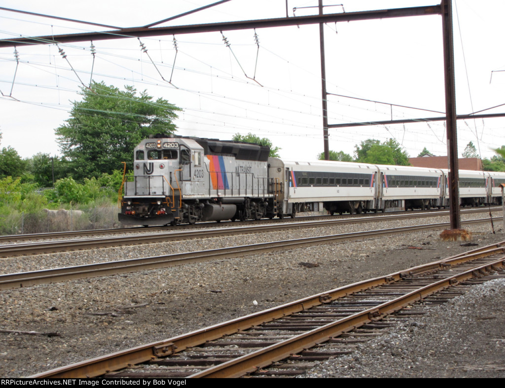NJT 4203